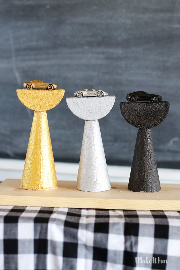 DIY Awards Season Trophy | Make It Fun Blog