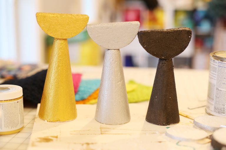 DIY Awards Season Trophy | Make It Fun Blog