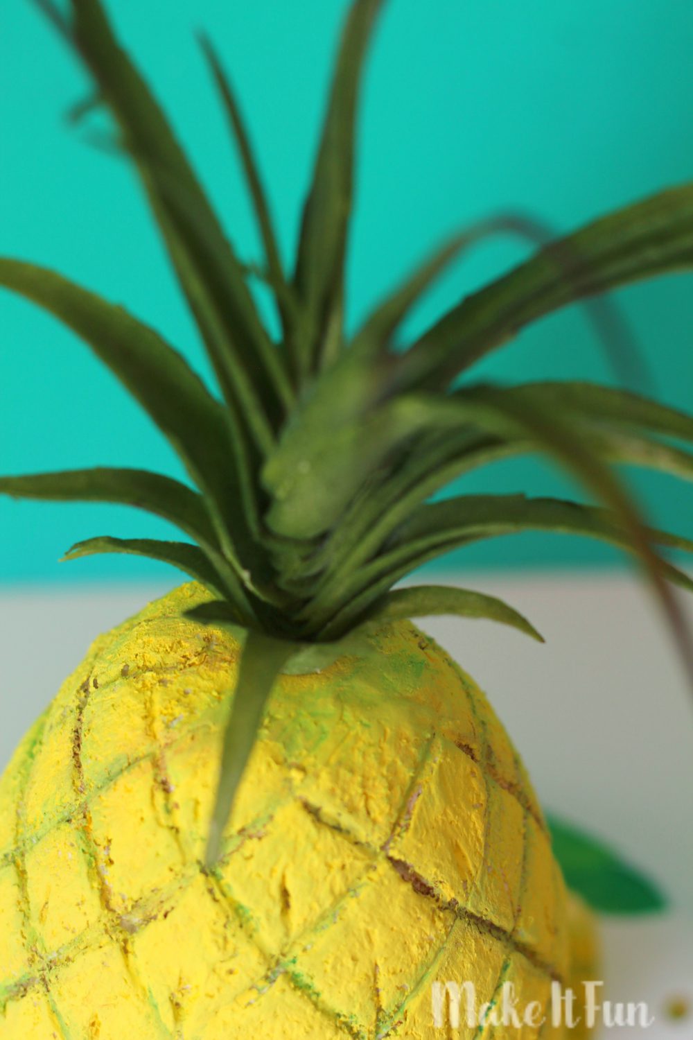 DIY Pineapple Decor | Make It Fun Blog